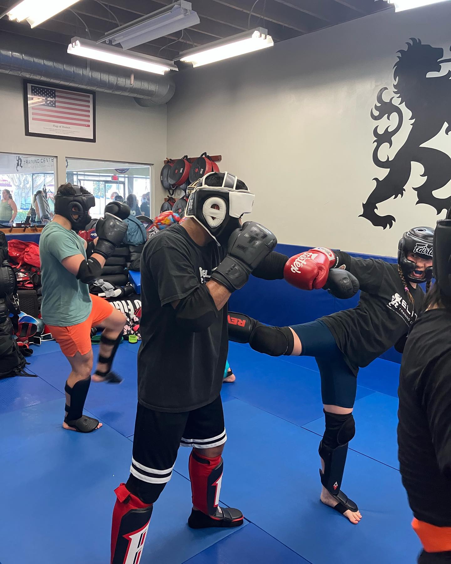 Muay Thai Kickboxing Classes in Redondo Beach | 2 Free Classes